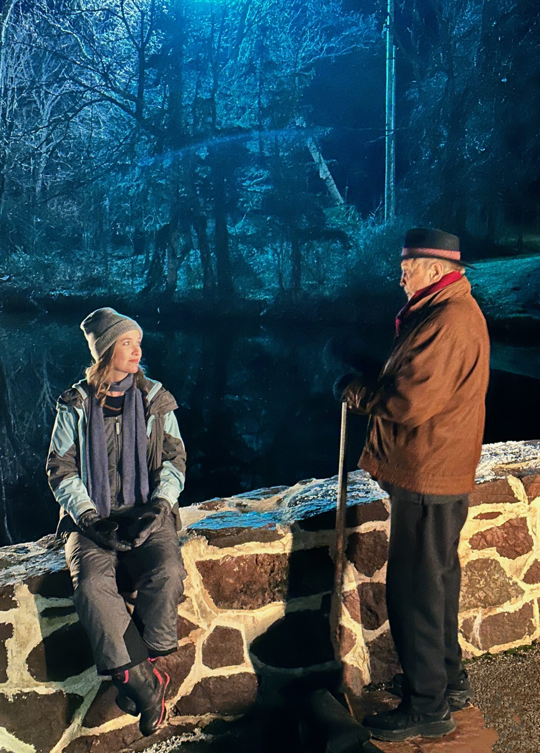 Kelley Jakle and Lee Majors share a scene in A Gettysburg Christmas ...